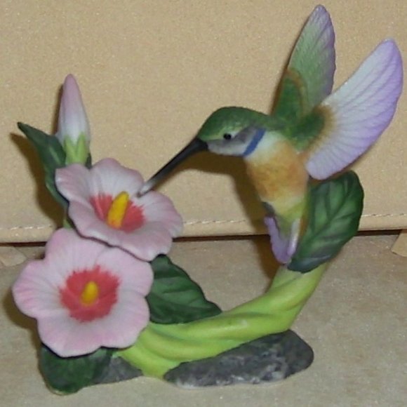 Accents | Hummingbird Figurine | Poshmark